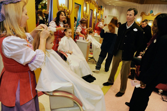 New Chairman Tom Staggs Visits Walt Disney World | Disney Parks Blog