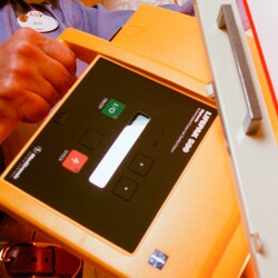 Automated External Defibrillator (AEDs) | Walt Disney World Resort