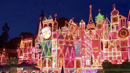 Festive Holidays & Christmas Celebration | Disneyland Resort