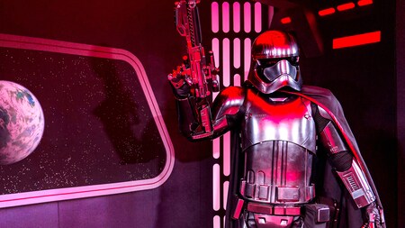 Star Wars Attractions & Merchandise | Walt Disney World Resort