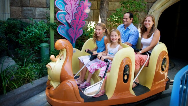 Alice in Wonderland | Rides & Attractions | Disneyland Park ...